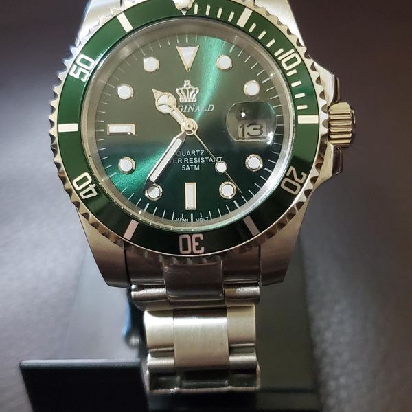 [WTS] Reginald Quartz Diver - Hulk homage - $25 | WatchCharts