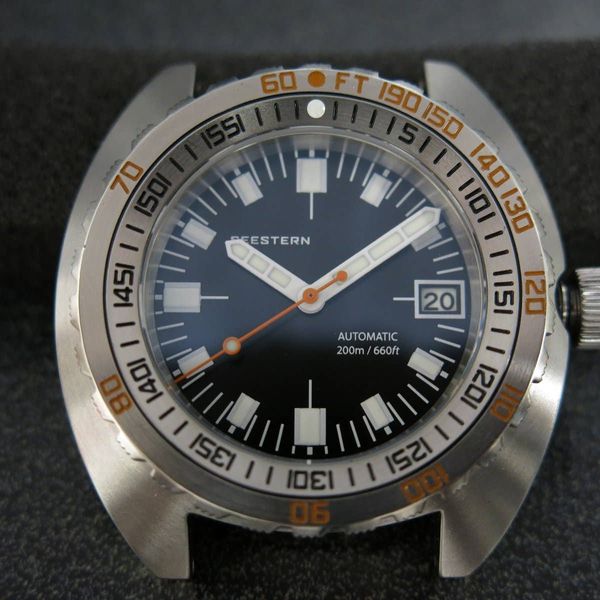 Seestern Sub 300T Military project | WatchCharts Marketplace