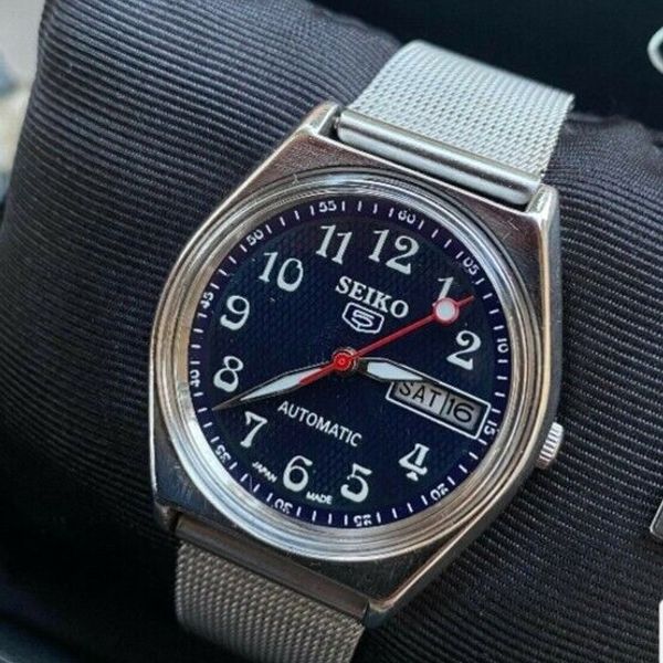 SEIKO 5 1985 BLUE FACE 6309-5450A AUTOMATIC WATCH | WatchCharts Marketplace