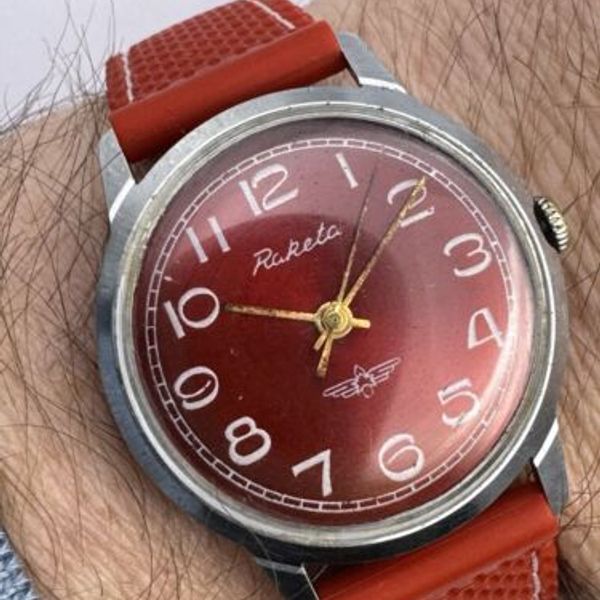 Soviet Red RAKETA Rocket USSR 1960s Menâ s Watch | WatchCharts Marketplace