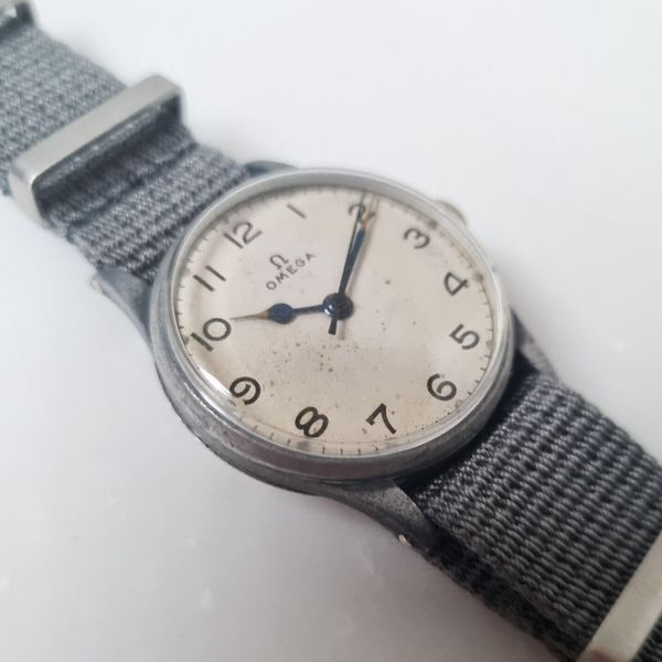 Omega British Royal Navy HS^8 Military Pilotâ s Watch Ref 2292 Circa ...