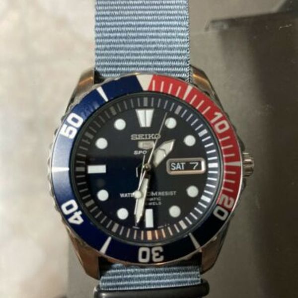 Seiko 5 Sports SNZF15 Automatic Dive Watch | WatchCharts