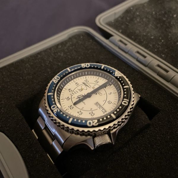 Seiko Snoopy Automatic Watch Custom Build | WatchCharts Marketplace