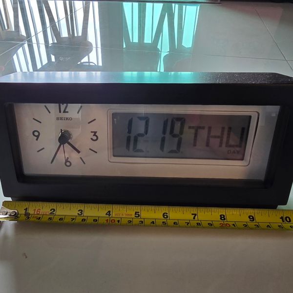 Seiko table clock | WatchCharts Marketplace