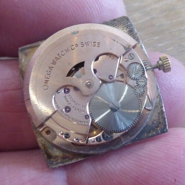 Vintage Omega GENTS CAL 711 24 JEWELS AUTOMATIC WRISTWATCH Movement ...