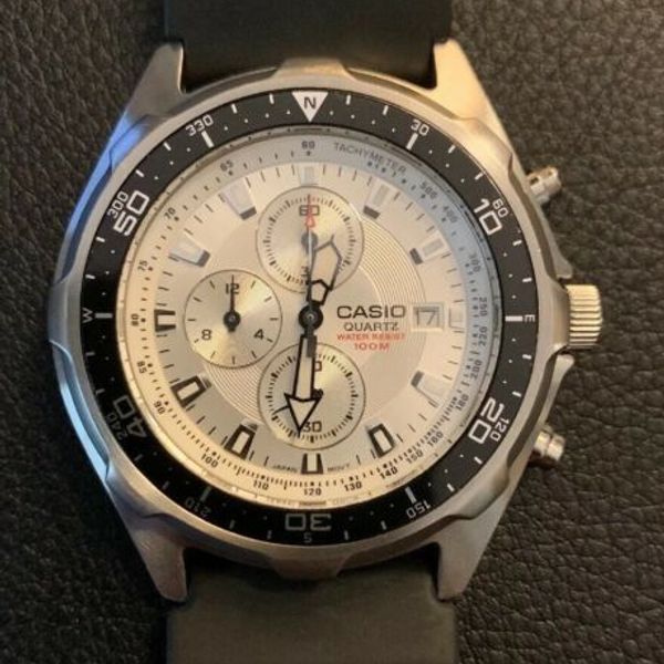 Casio AMW-330 2328 Divers Chronograph Dive Watch | WatchCharts