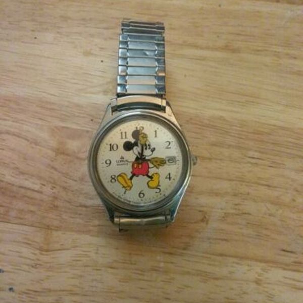 Mickey Mouse Lorus Y142-8428 Y142-8150 Watch New Battery Works Great ...