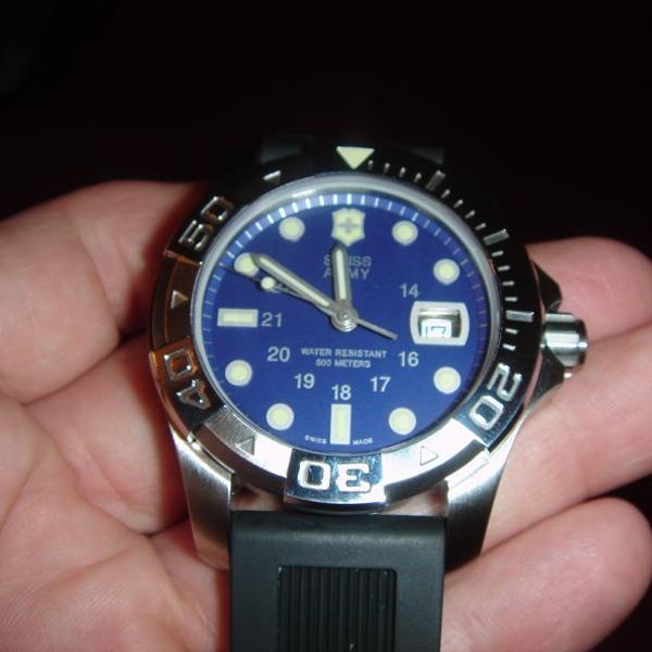 FS: Swiss Army Master Diver with Blue Face | WatchCharts Marketplace