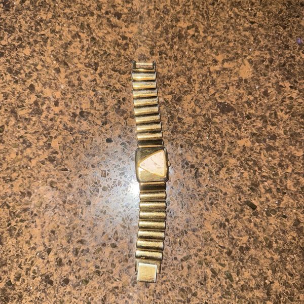 SEIKO Quartz 4N00-1100 Gold Tone Watch Vintage Asymmetrical Square ...