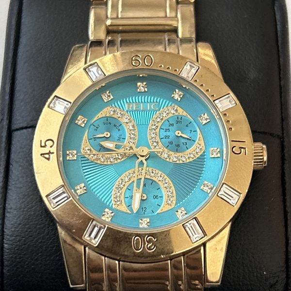 Relic by Fossil Women's ZR15749 "Beth" Gold Tone Watch NEW Battery ...