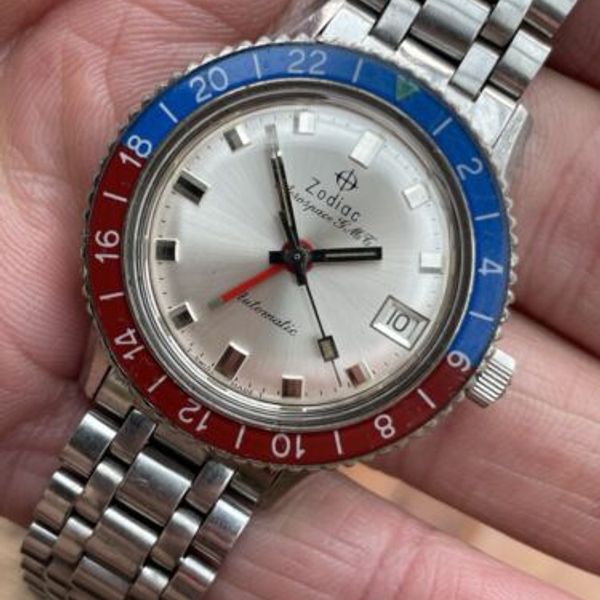 Vintage 1960s Zodiac Aerospace GMT With Bakelite Pepsi Bezel & Original ...