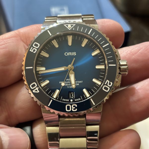 Oris Aquis 400 43.5mm almost full warranty left | WatchCharts Marketplace