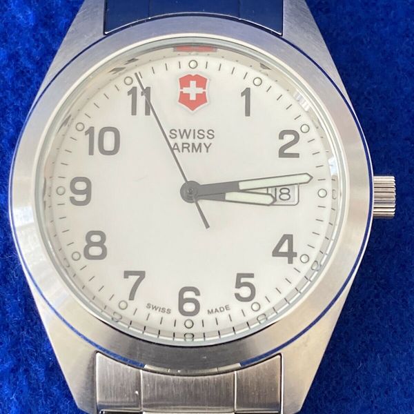 Victorinox Swiss Army Men's 241000 Garrison White Dial Watch - Gently ...
