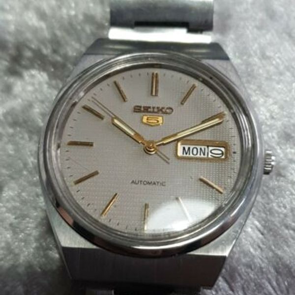 Mens Vintage Stainless Steel SEIKO 5 6309-8880 Day Date Automatic Wristwatch | WatchCharts ...