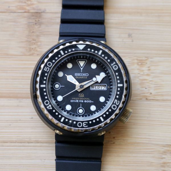 FS Seiko 7549-7009 Golden Tuna Quartz Titanium Professional Divers 600m | WatchCharts Marketplace