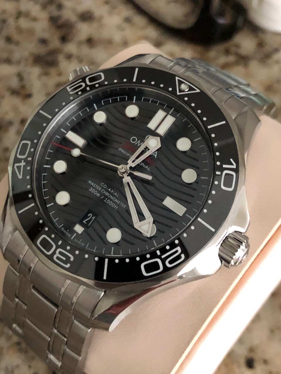 [WTS] PRICE LOWERED - Omega Seamaster 300m Professional - 2019 - Black ...
