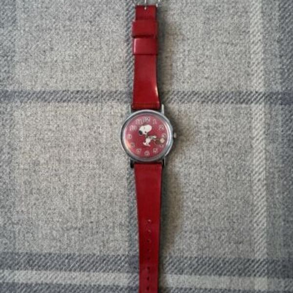 1970s Timex Snoopy Tennis Red MYSTERY BALL wristwatch - Vintage working ...