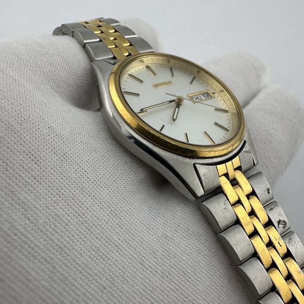 Seiko Men's Vintage Day/Date Two Tone Watch 7N43 9048 White Dial W/ New Battery | WatchCharts ...