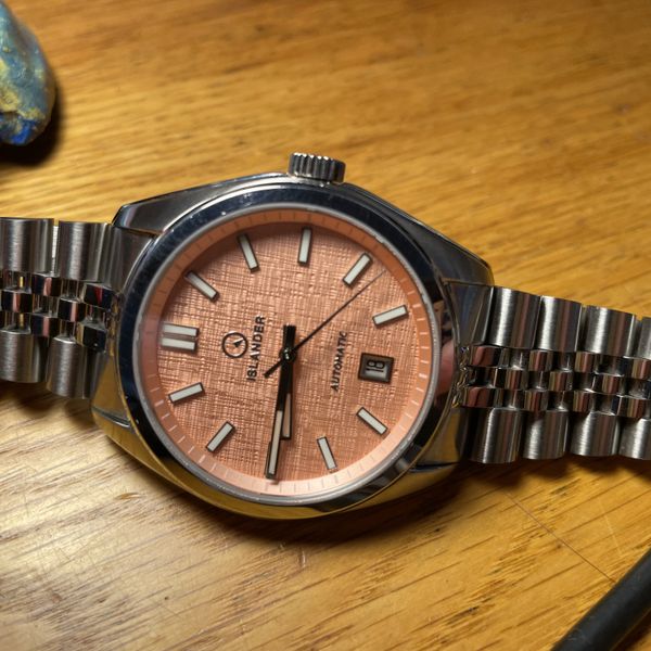 Islander Salmon Linen Dial | WatchCharts Marketplace