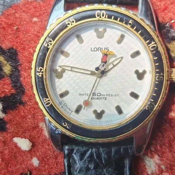 Vintage Lorus By Seiko Mickey Mouse Diver Watch Quartz Lorus Disney 90s ...
