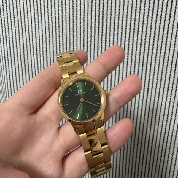 Daniel Wellington Iconic Link Emerald Watch 28mm Gold | WatchCharts ...