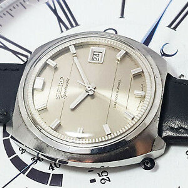 VERY RARE VINTAGE SEIKO SPORTSMATIC AUTOMATIC 7625-8200 SILVER DIAL GENTS. | WatchCharts Marketplace
