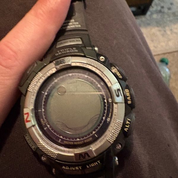 CASIO PRG-130 PRO TREK TRIPLE SENSOR DIGITAL WATCH | WatchCharts ...