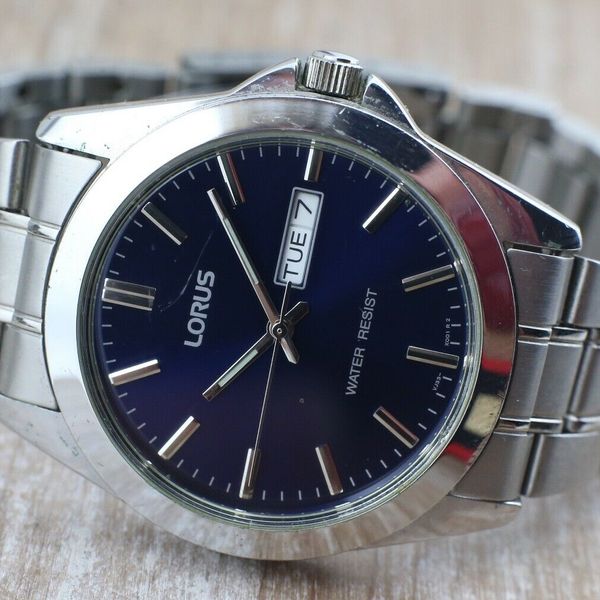 Lorus Quartz Day Date VJ33-X001 Men's Watch | WatchCharts