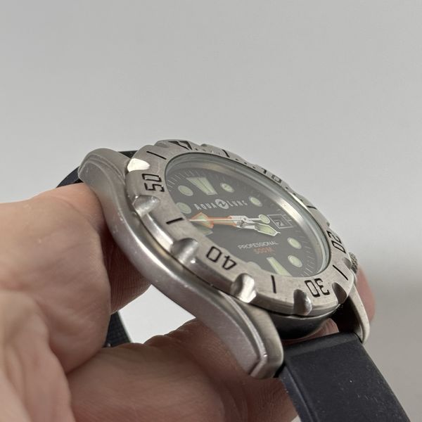 Vintage Menâ s Aqualung Divers Watch - New Battery - Seiko Movement UK ...