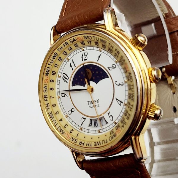 Men's Vintage 1990 Watch TIMEX. Manual Perpetual Calendar. Phases Day ...