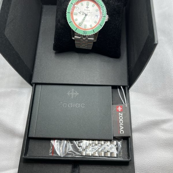 Zodiac Super Sea Wolf 40mm Silver Stainless Steel Men's Wristwatch ...
