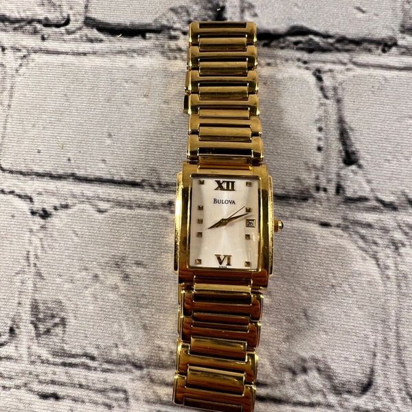 Bulova Quartz A1 Japan MVT. Accent Gold-Tone Watch with links ...