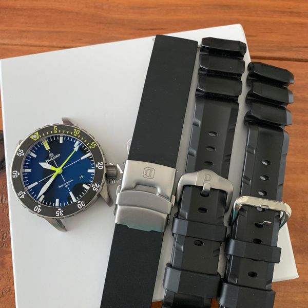 [WTS] LNIB Damasko DSub1 all boxes and papers | WatchCharts Marketplace