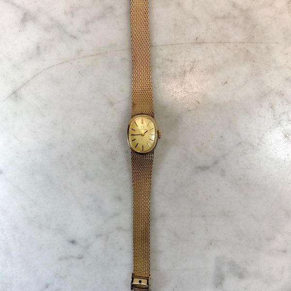 OMEGA 10K Gold Filled Case Womenâ s Watch. 17 Jewels Manual 1070 ...
