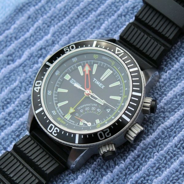 STUNNING TIMEX T2N810 DEPTH GAUGE 200M WR THERMOMETER STAINLESS INDIGLO ...