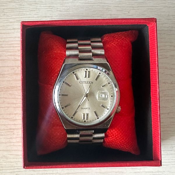 Citizen Quartz Watch with Box | WatchCharts Marketplace