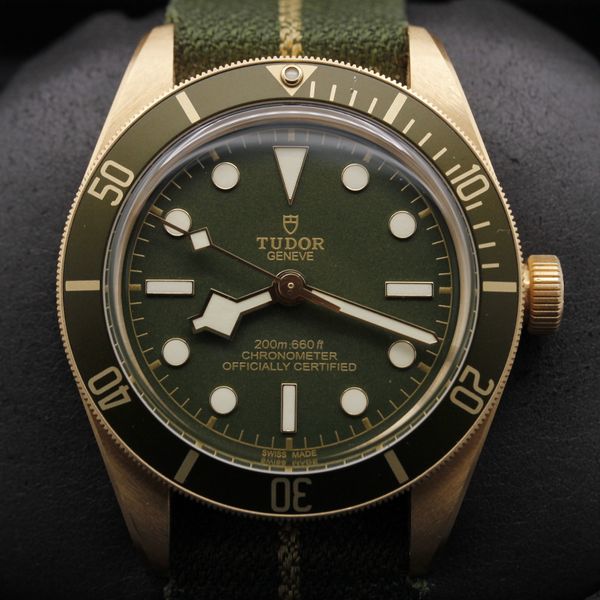FSOT: Tudor Black Bay 18k Gold - 79018 - Green - Yellow Gold - 39mm ...