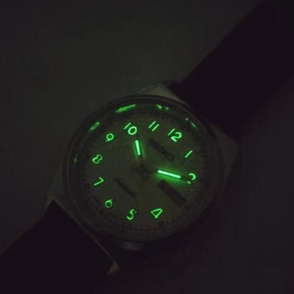 Seiko Automatic 17 Jwels White Face Radium Figure Men's Wristwatch ...