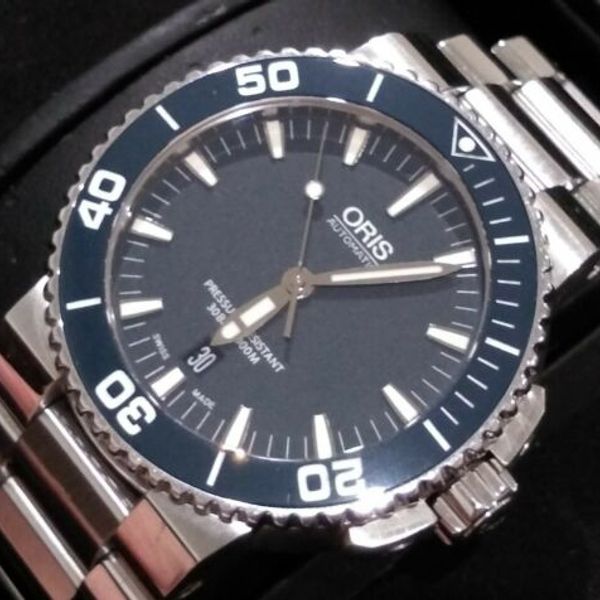 Oris aquis automatic navy dial and bezel 43mm men's watch ...