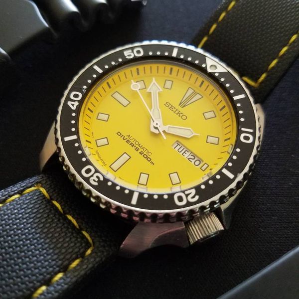 [SOLD] Seiko SKXA35, two straps | WatchCharts Marketplace