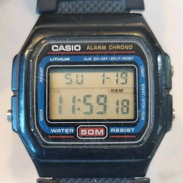 RARE VINTAGE CASIO W-71 ALARM CHRONOGRAPH TIMER MEN'S WATCH ...