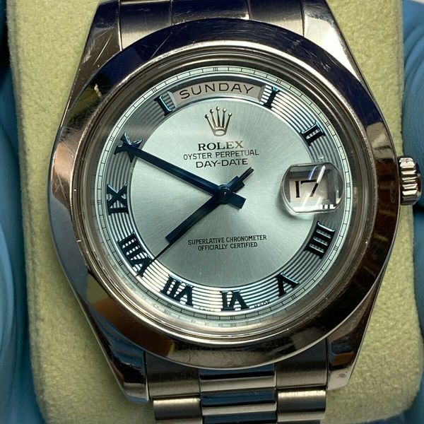 ROLEX DAY DATE II ICE BLUE CONCENTRIC ROMAN (PLATINUM) 218206 ...