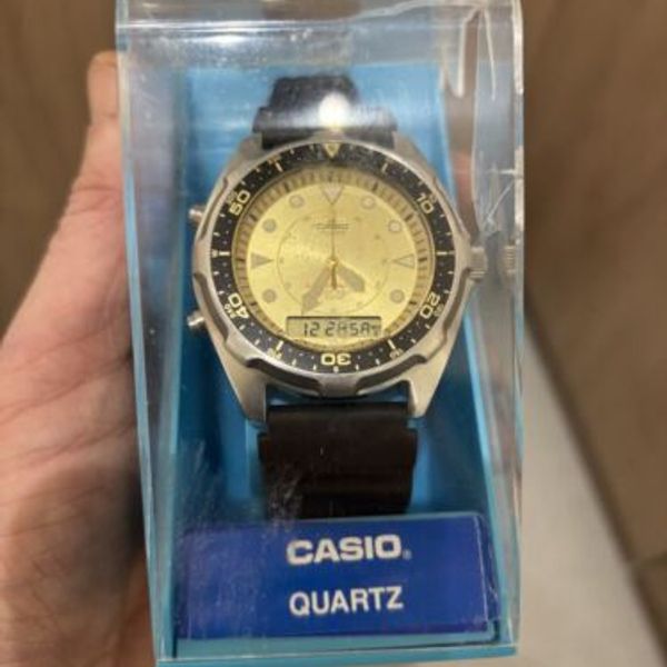 Vintage Casio AMW 320D Alarm Chronograph Divers Watch | WatchCharts ...