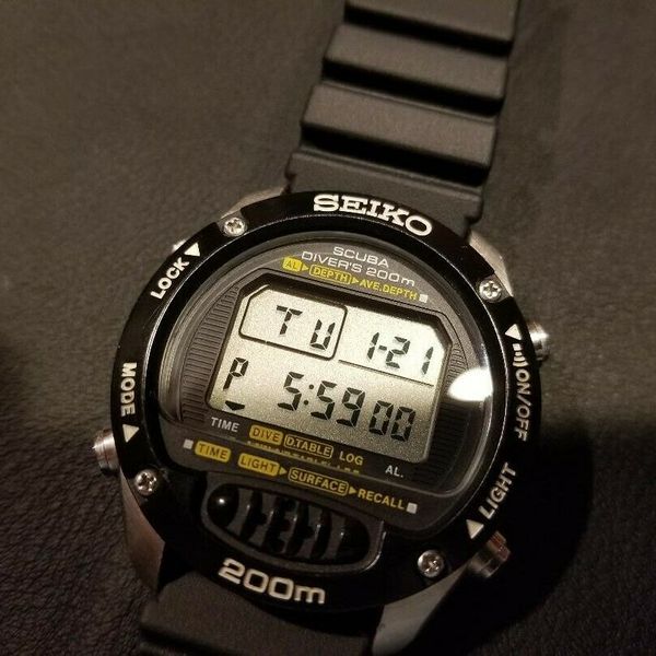 Seiko M705-5A10 Scuba Divers 200m Digital Depth Gauge Dive Computer | WatchCharts