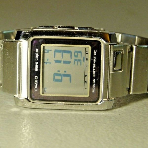 NICE CASIO WV 300 WAVE CEPTOR TOUGH SOLAR LCD SILVER WATCH 3204 MOVT ...