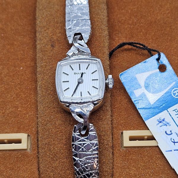 Vintage Working BULOVA Ladies Mechanical WindUp Watch with Original Box ...