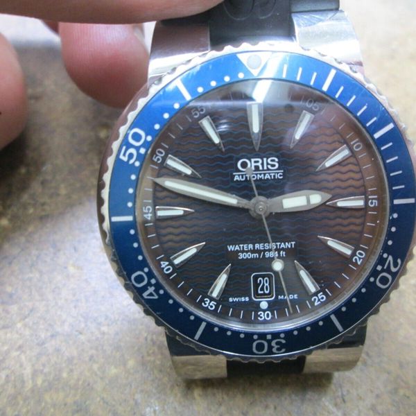 MENS ORIS DIVERS AUTOMATIC 300M DAY RUNNING WRISTWATCH WITH ORIGINAL ...