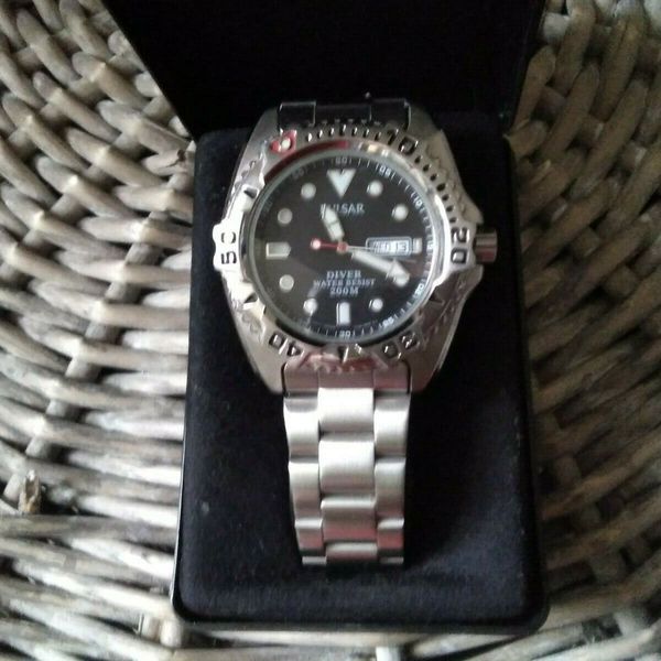 Men's Pulsar V736-6A60 Divers Watch - 200m | WatchCharts Marketplace