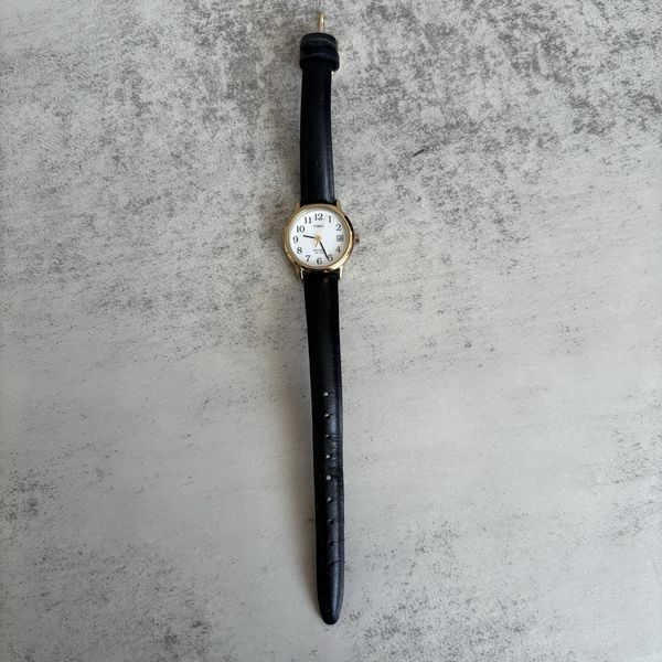 Ladies Timex Indiglo WR 30M Gold Tone Quartz Watch Needs New Battery ...
