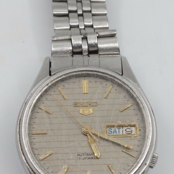 Vintage Men's Seiko 5 17 Jewel Automatic Watch. 7009-3061. Stainless Steel | WatchCharts Marketplace